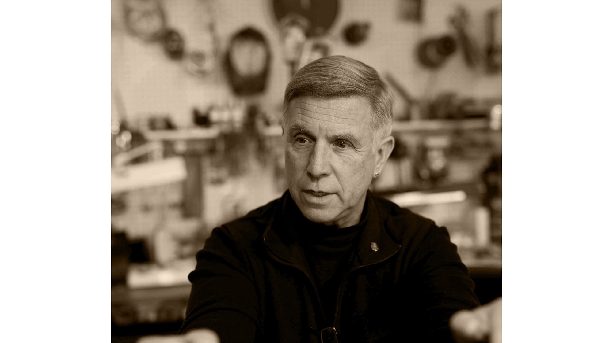 Etienne Perret online marketplace. Shop Ceramique Collection here!